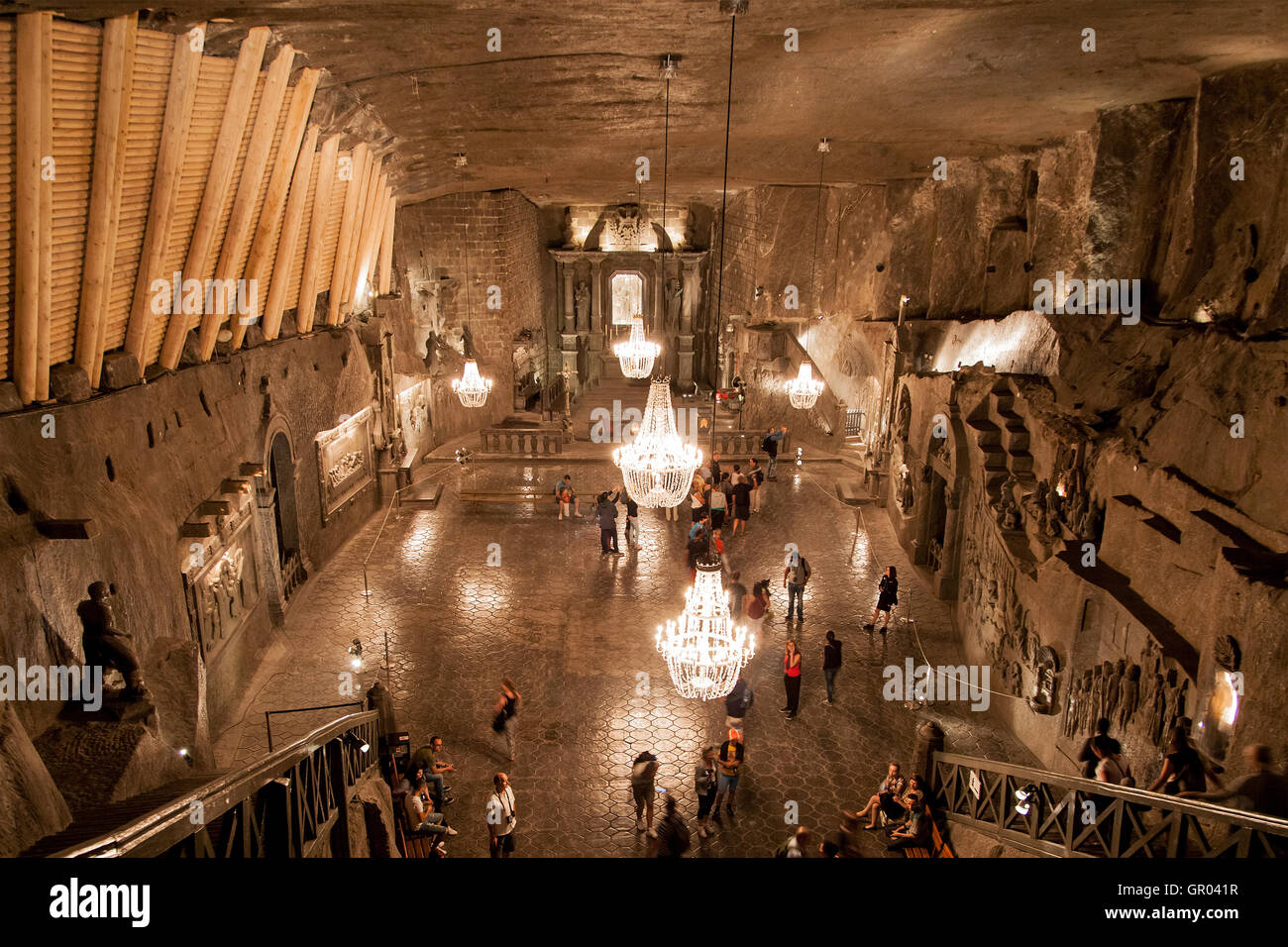 Chapelle de Sainte Kinga dans la mine de sel de Wieliczka, Pologne ...