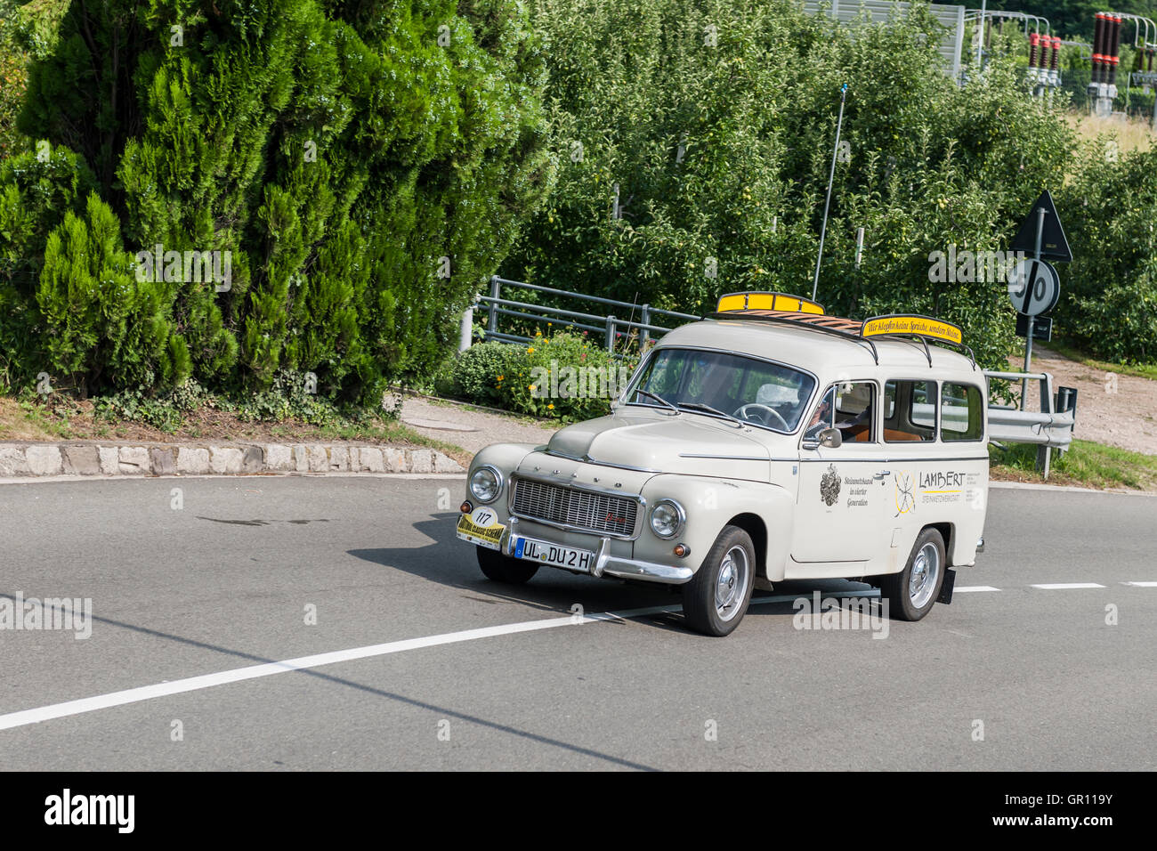 Volvo duet Banque de photographies et d’images à haute résolution - Alamy