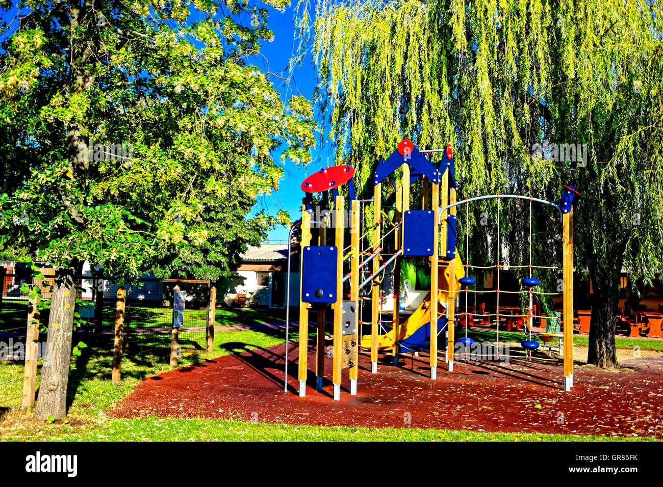 Aire de jeux pour enfants eu Banque de photographies et d’images à ...