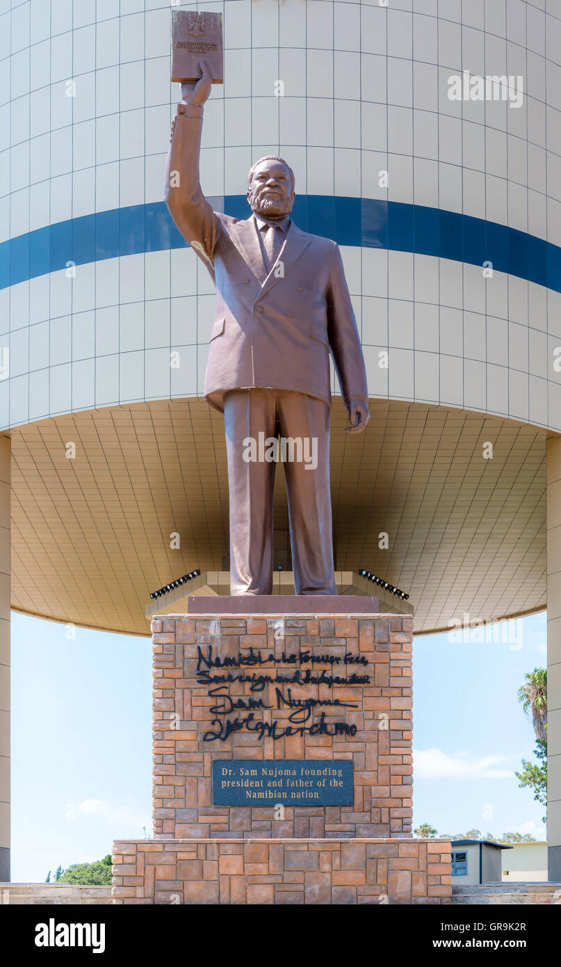 Monument namibia statue windhoek Banque de photographies et d’images à ...