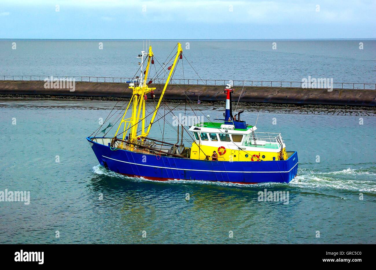 équipage de chalutier Banque de photographies et d’images à haute ...
