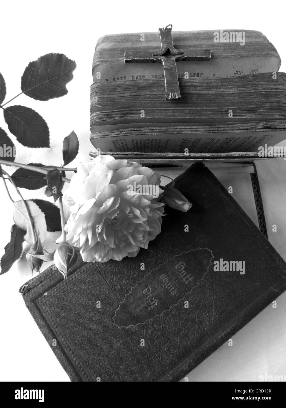 Symbole de deuil Banque de photographies et d’images à haute résolution ...