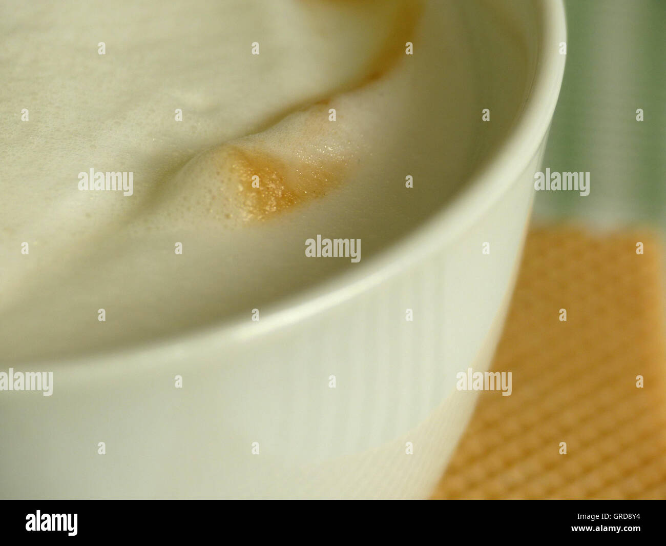 La mousse de lait Banque de photographies et d’images à haute ...