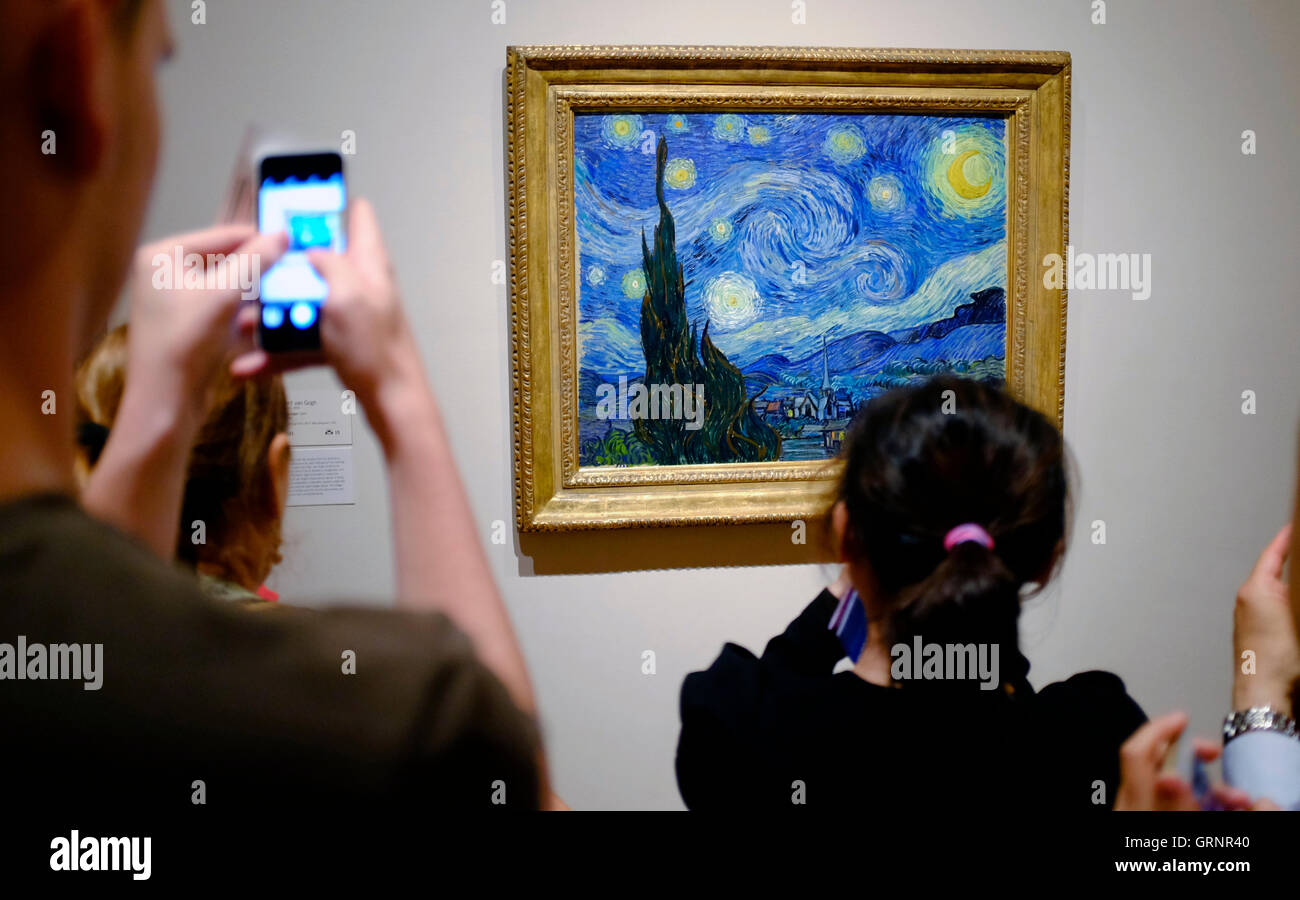 Van Gogh La Nuit Étoilée Banque d'image et photos - Page 2 - Alamy