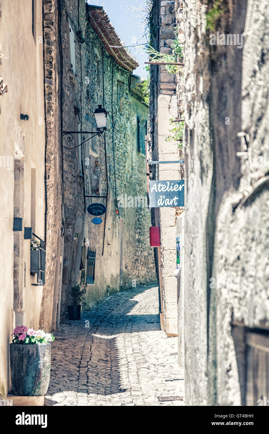 Seguret provence village vaucluse Banque de photographies et d’images à ...