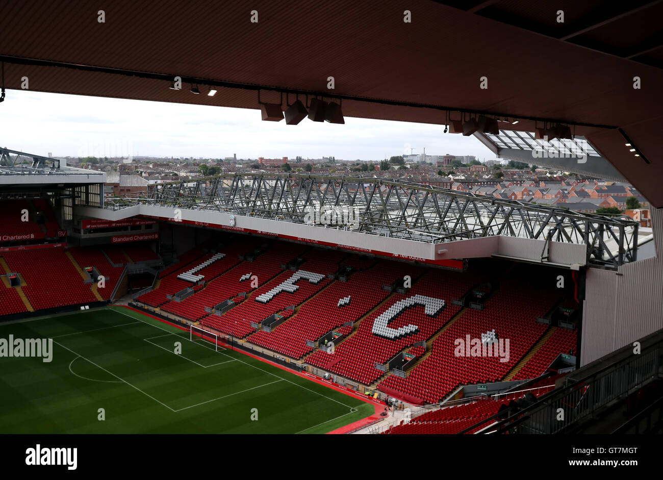 Une vue générale de la Kop à Anfield fin suite à l'ouverture de la ...