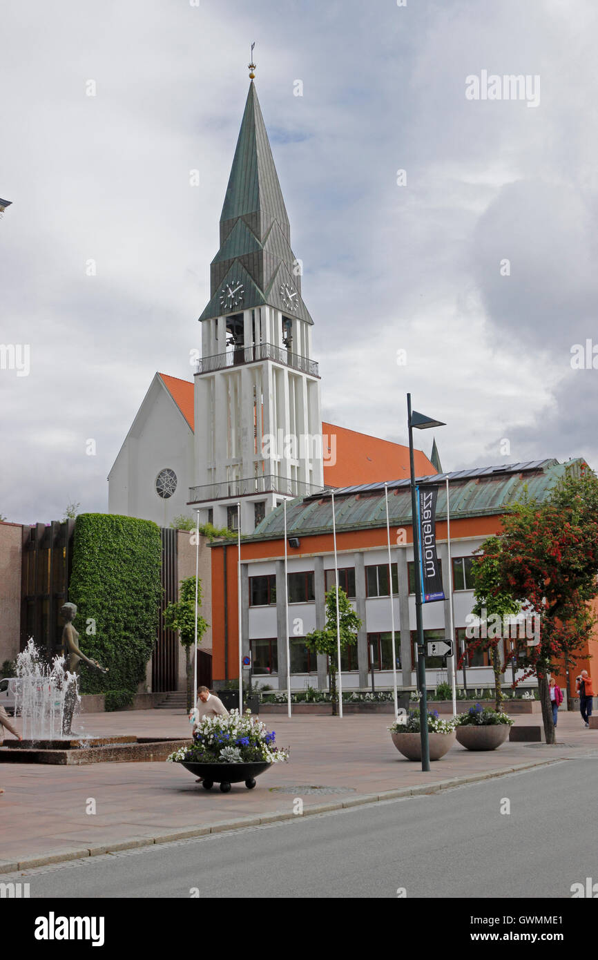 Molde cathedral Banque de photographies et d’images à haute résolution ...