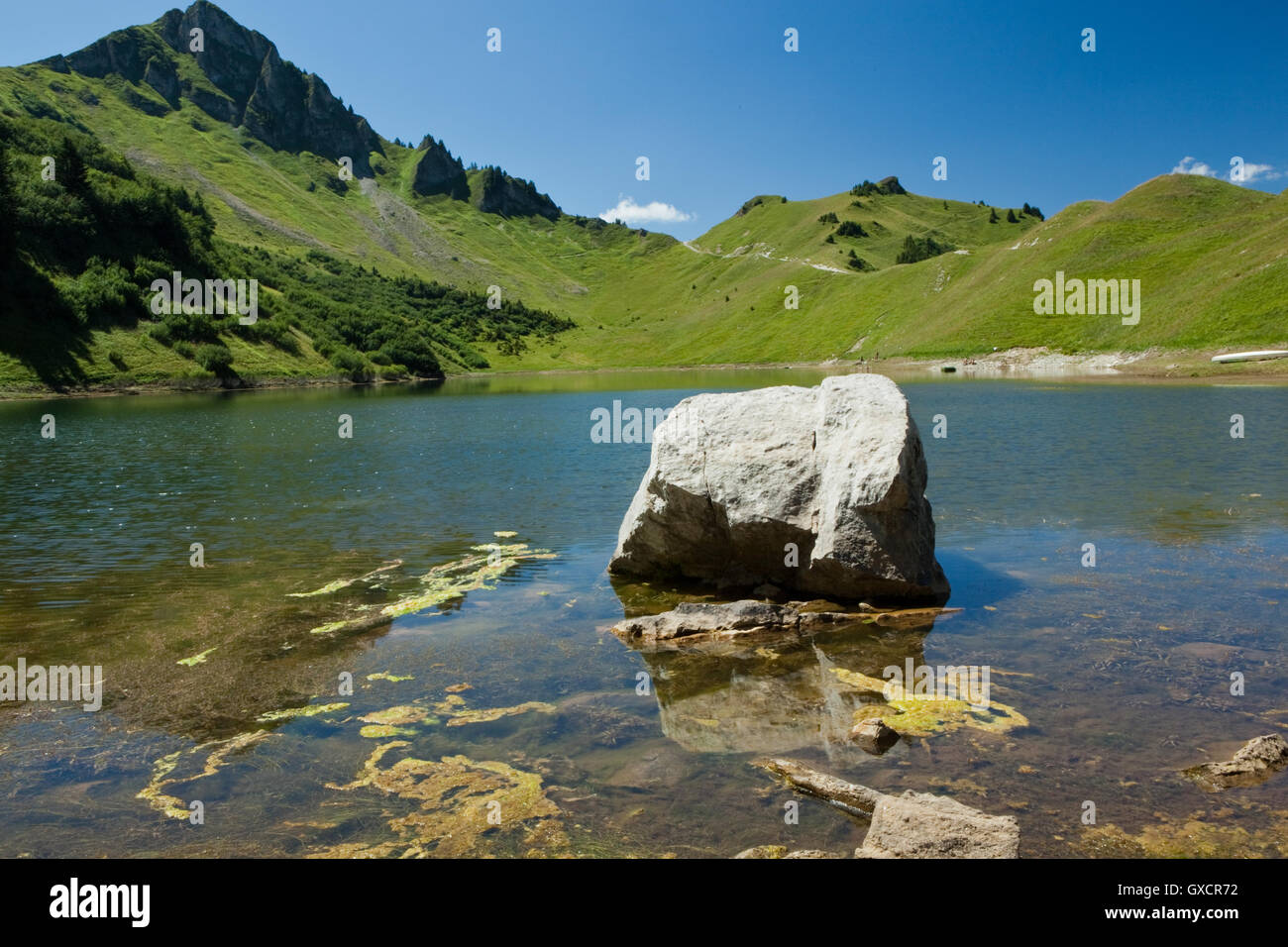Lac de lessy Banque de photographies et d’images à haute résolution - Alamy