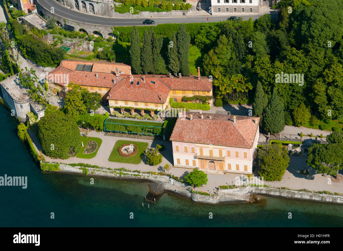 Italie, Lombardie, Lac de Côme, Cernobbio, villa Pizzo (vue aérienne ...