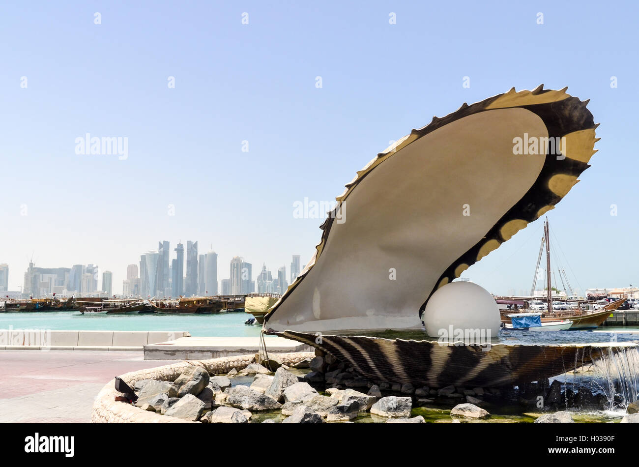 Perle sculpture doha Banque de photographies et d’images à haute ...