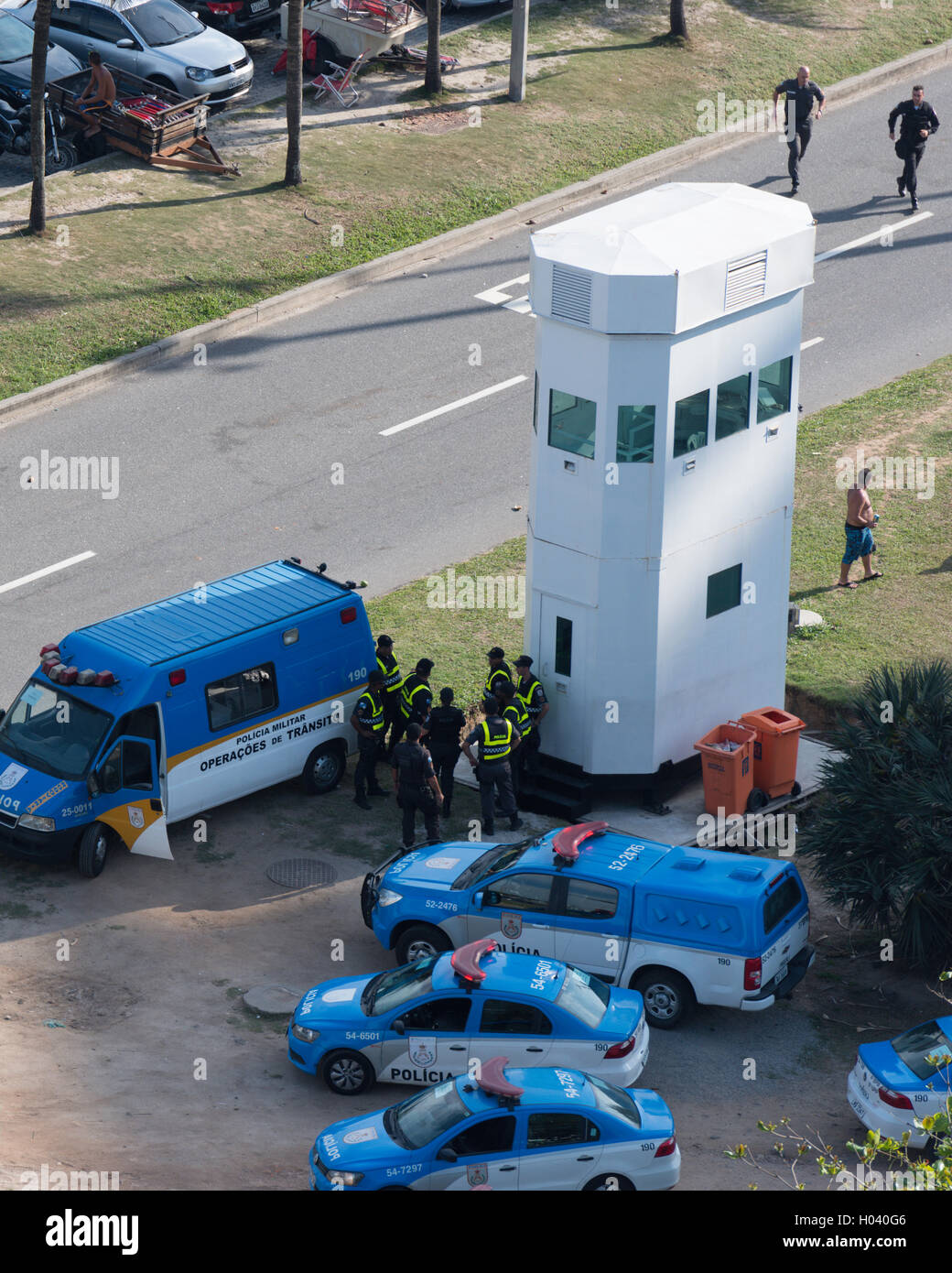 Rio de janeiro brazil police cars Banque de photographies et d’images à ...