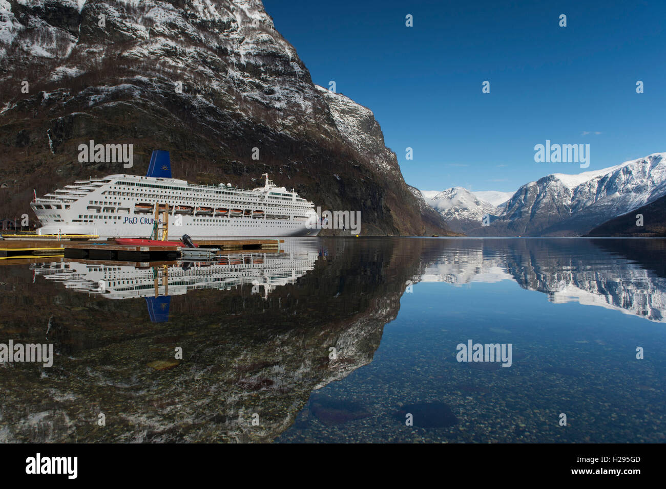 Fjord flam norvege Banque de photographies et d’images à haute ...
