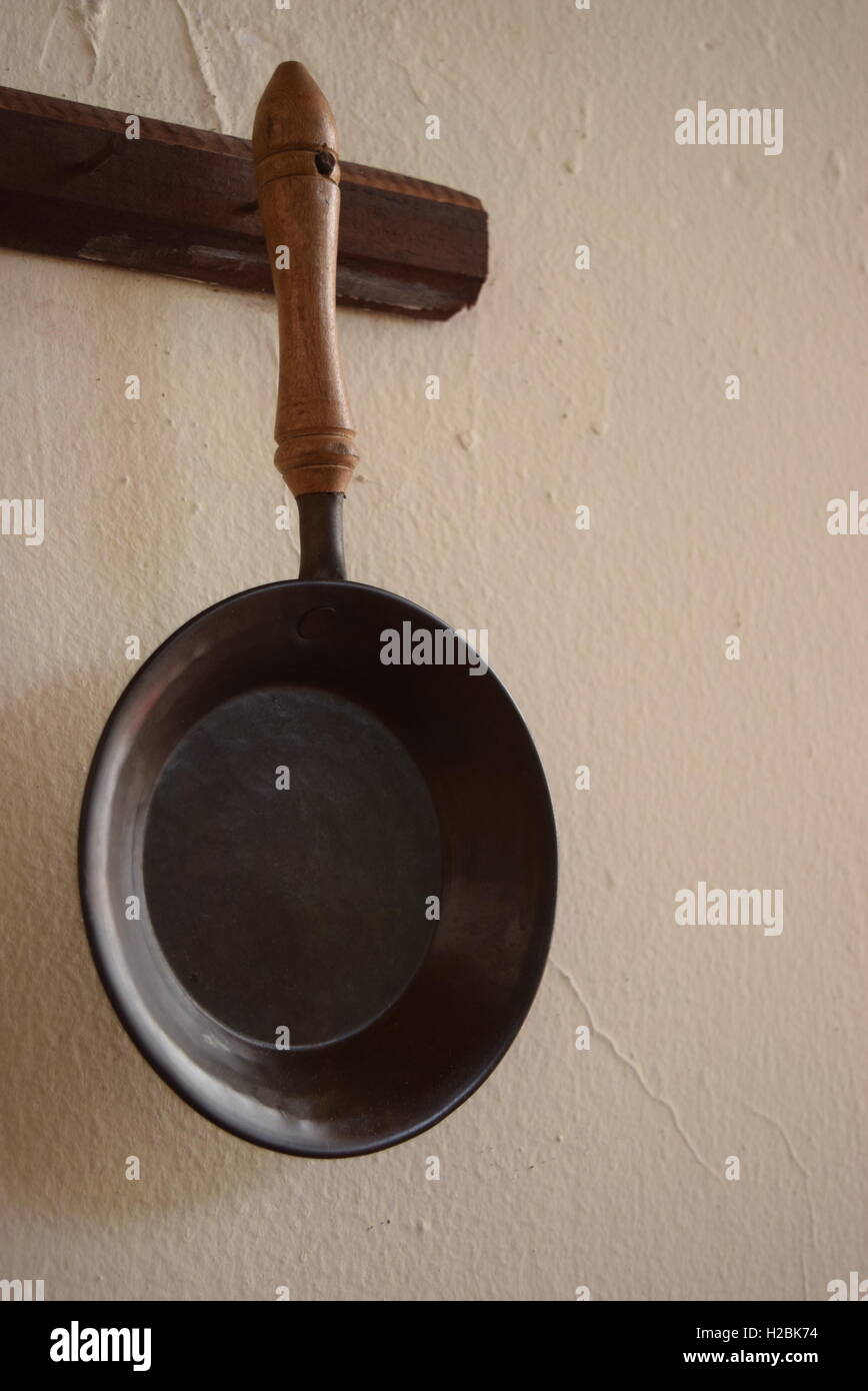 Accrocher le bois Banque de photographies et d’images à haute ...