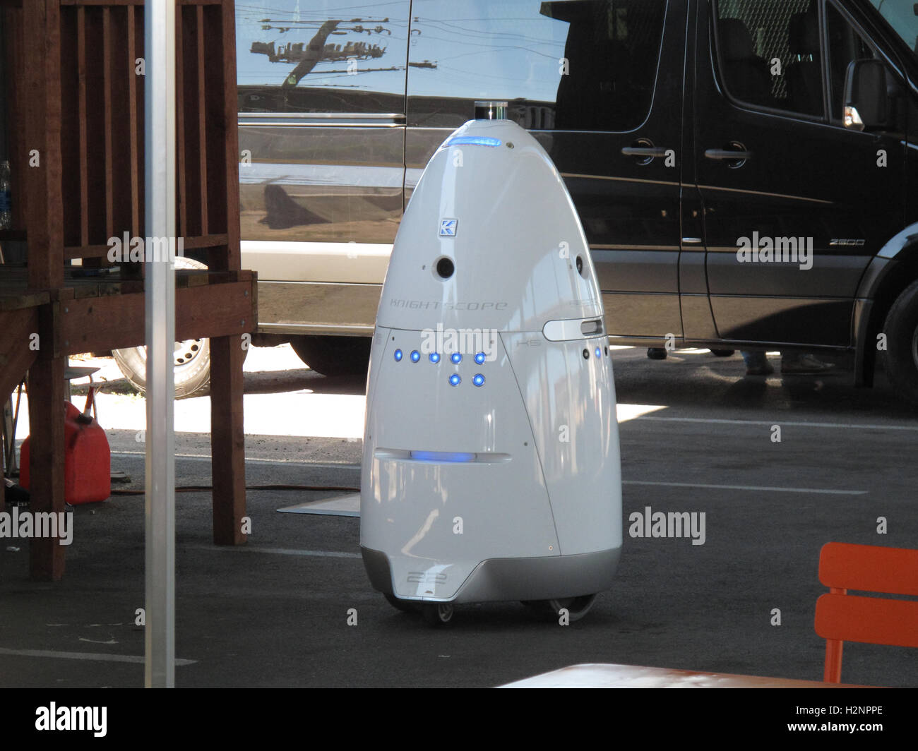 Security robot Banque de photographies et d’images à haute résolution ...