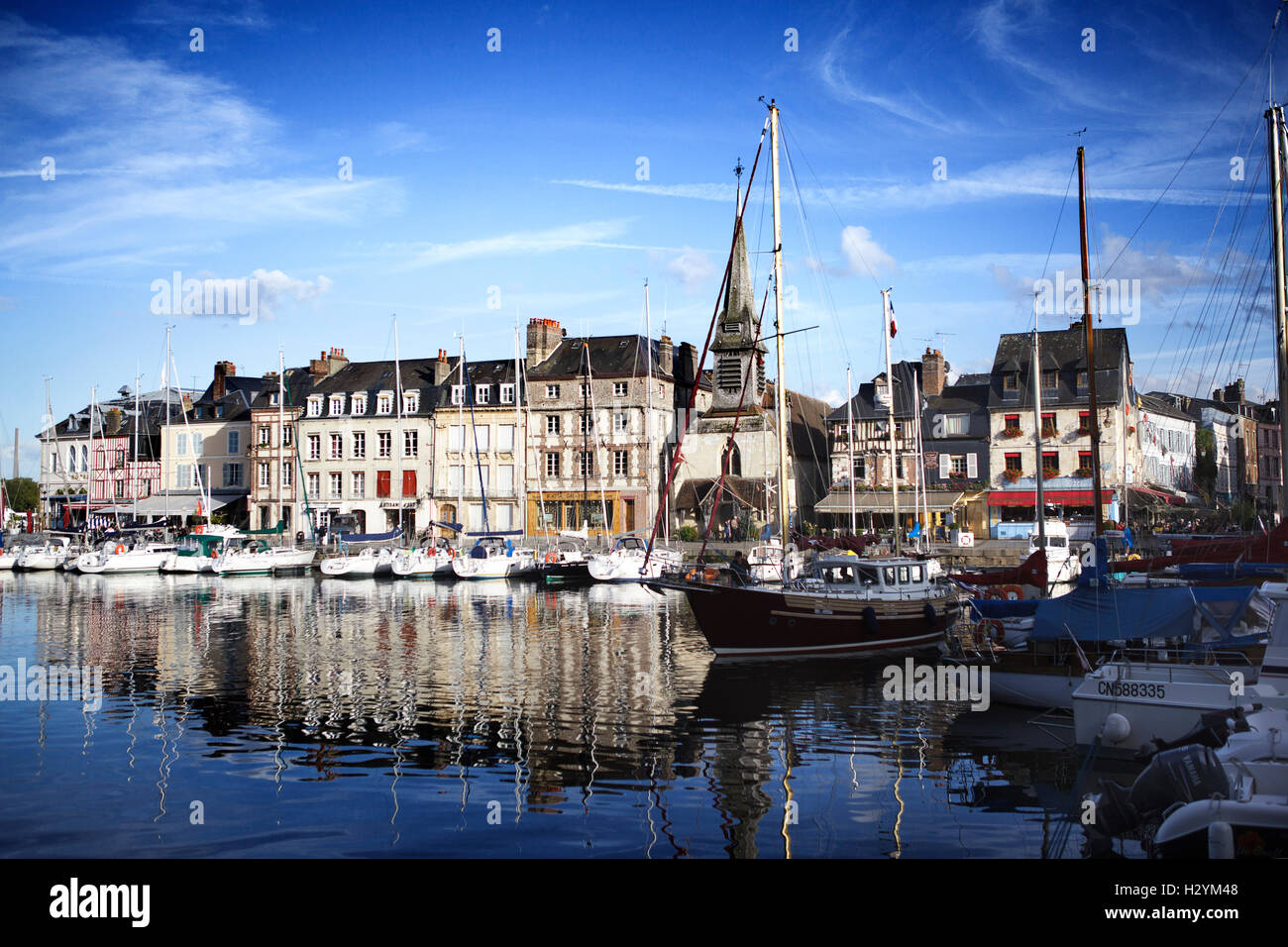 Port de honfleur Banque de photographies et d’images à haute résolution ...