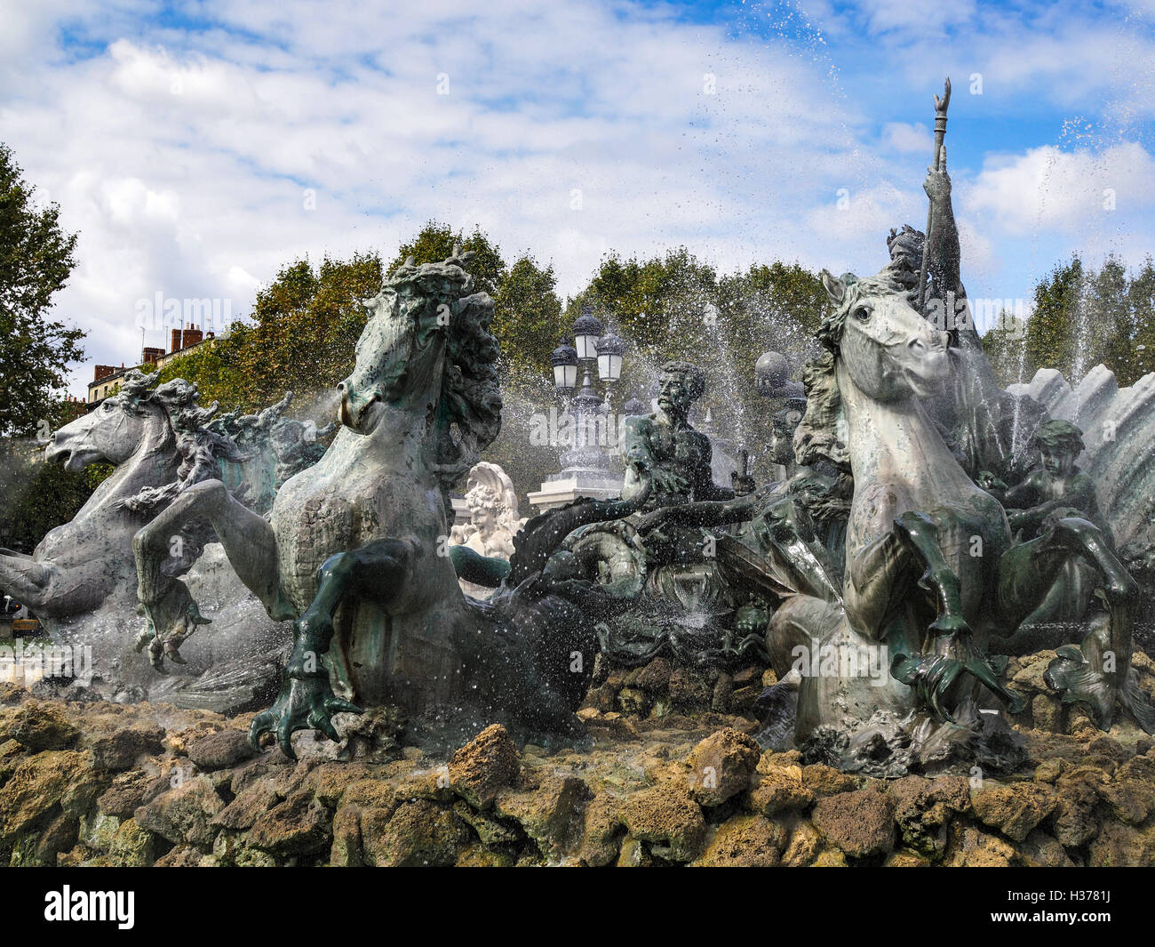 Monuments des girondins Banque de photographies et d’images à haute ...
