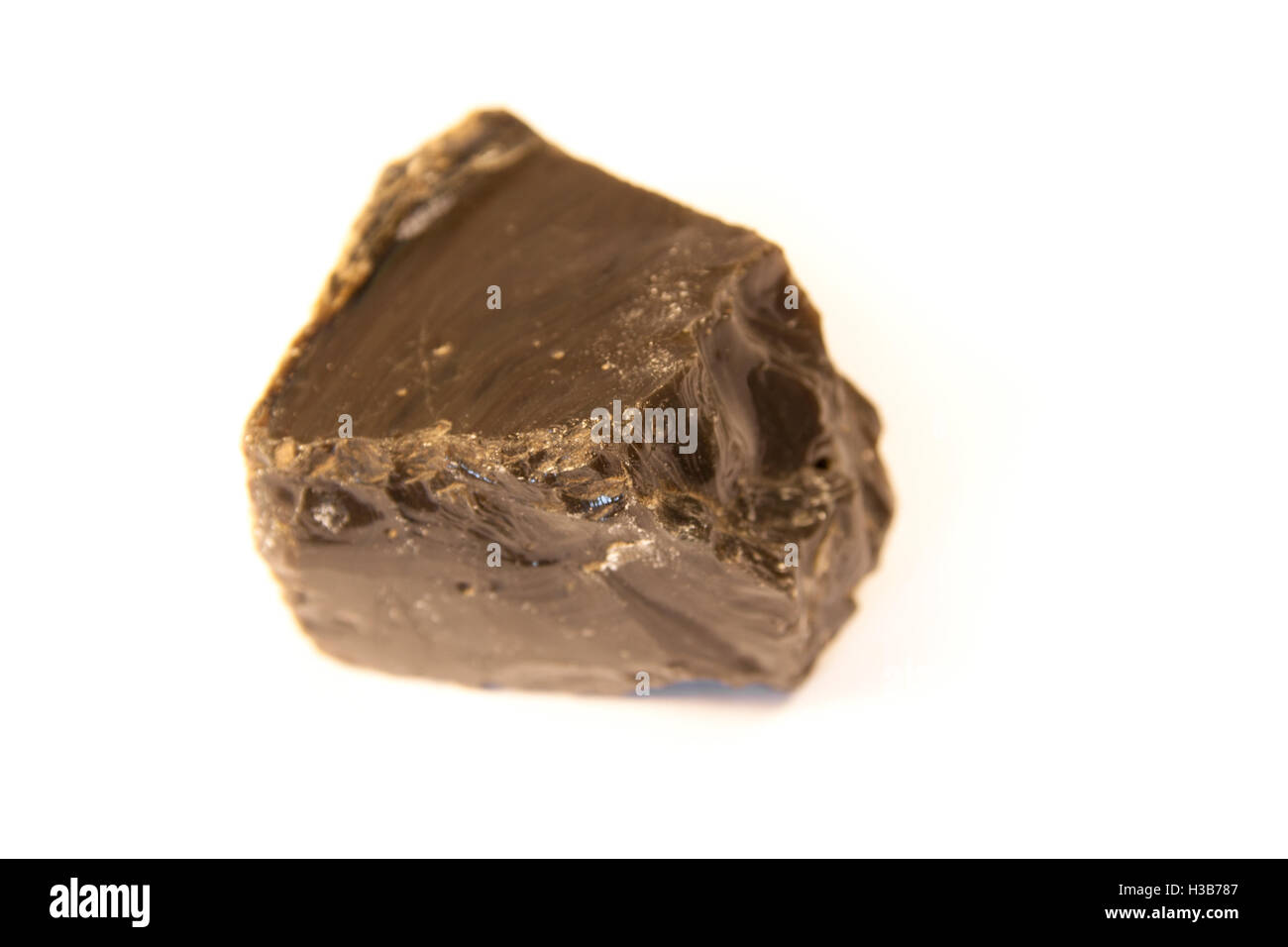 Une roche volcanique en verre Banque d'images détourées - Alamy