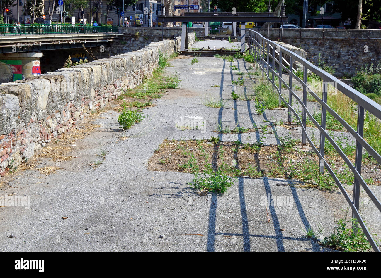 Gênes, Italie, pont médiéval de Sant' Agata Photo Stock - Alamy