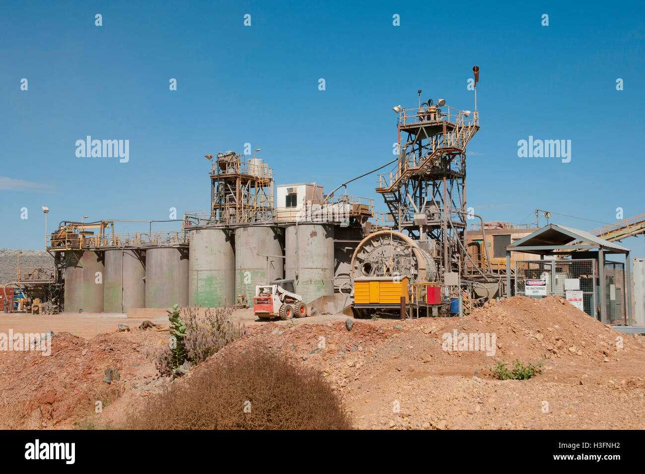 Mining process Banque de photographies et d’images à haute résolution ...