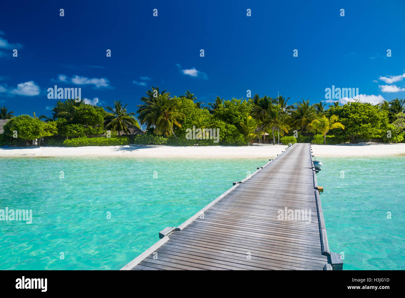 Belle plage. Paysage tranquille, relaxant, un paysage tropical design ...