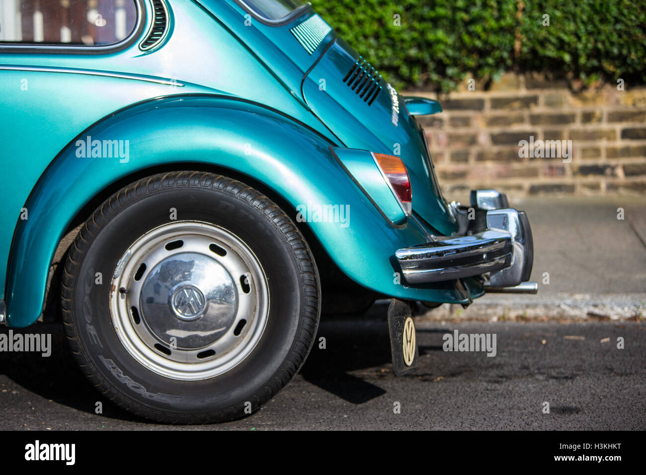 Old green beetle vw volkswagen Banque de photographies et d’images à ...