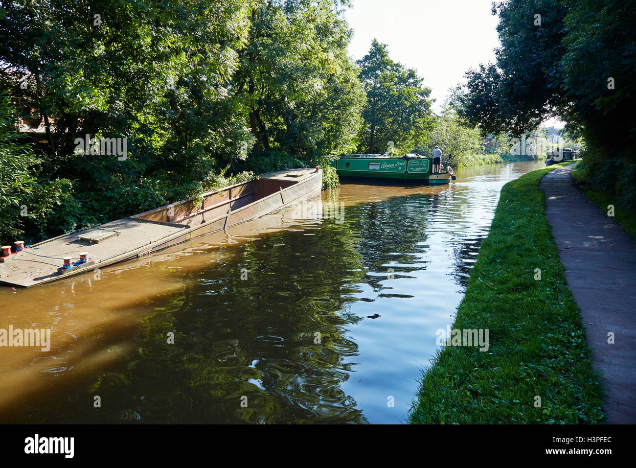 Stone barge Banque de photographies et d’images à haute résolution - Alamy