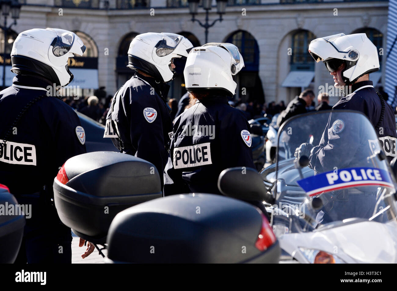 Unité de police française Banque de photographies et d’images à haute ...
