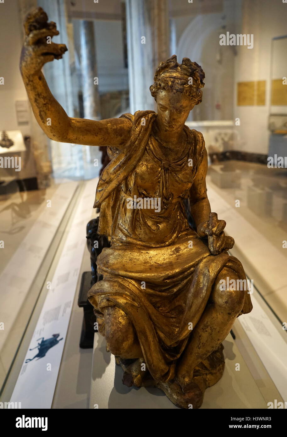 Sculpture statue en terre cuite Banque de photographies et d’images à ...