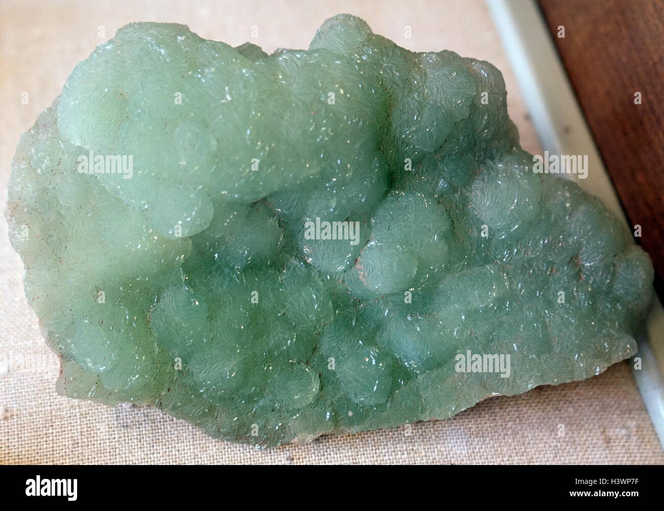 Botryoidal crystal Banque de photographies et d’images à haute ...