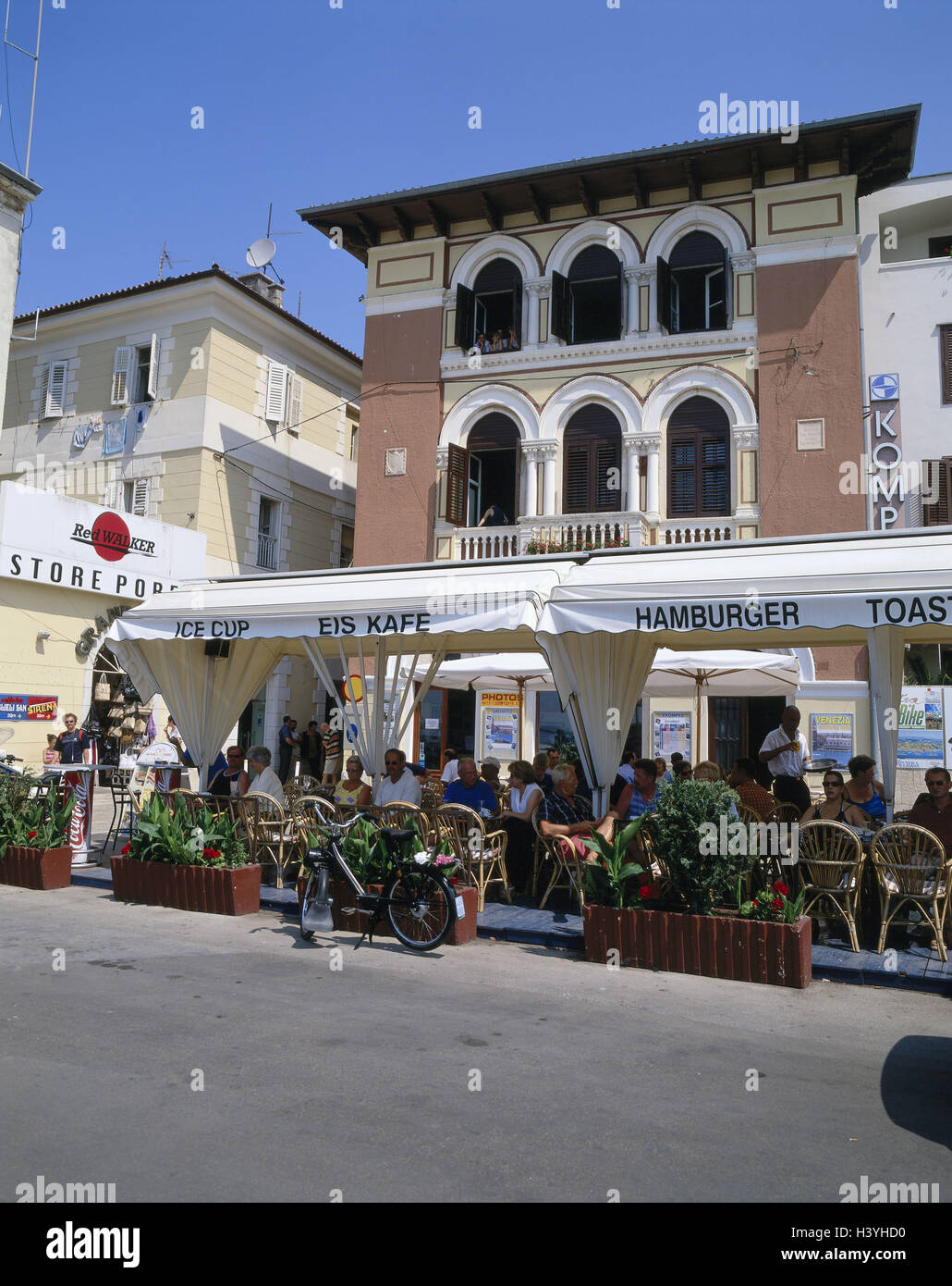 La Croatie, Istrie, Porec, street cafe, réduite, péninsule des Balkans ...
