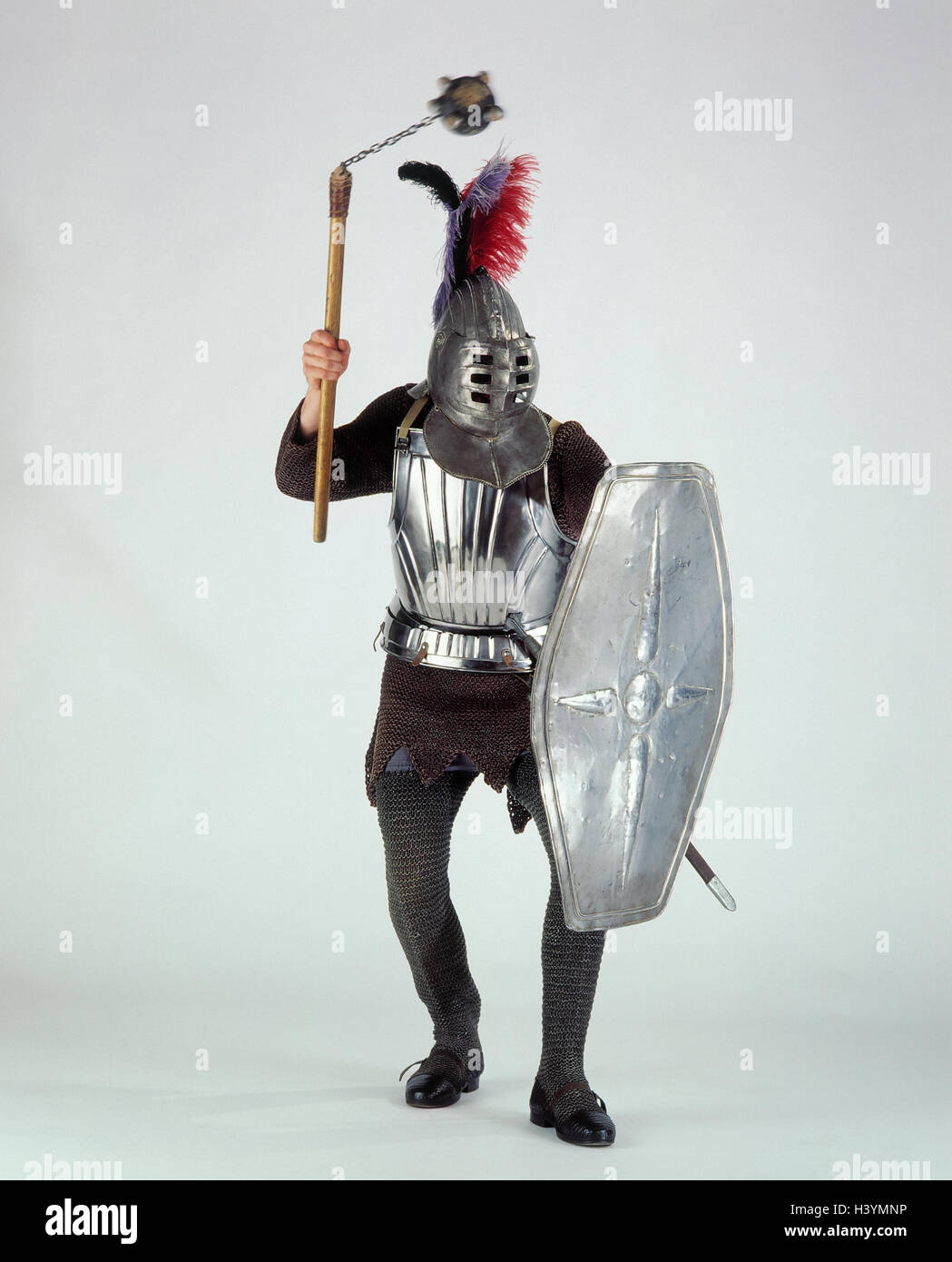 Chevaliers, l'armement du chevalier, casque, bouclier, arme, medievally ...