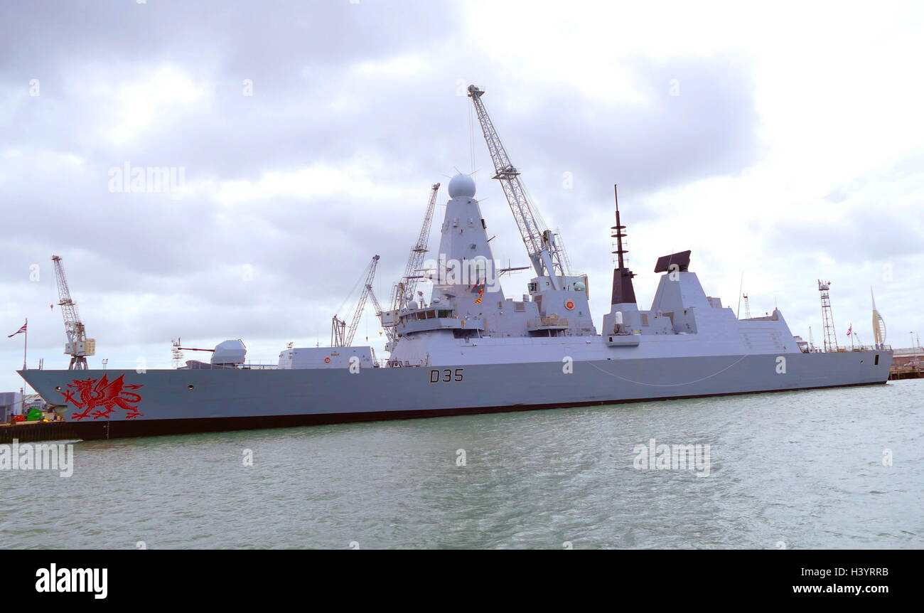 Destroyer de type hms audacieux Banque de photographies et d’images à ...