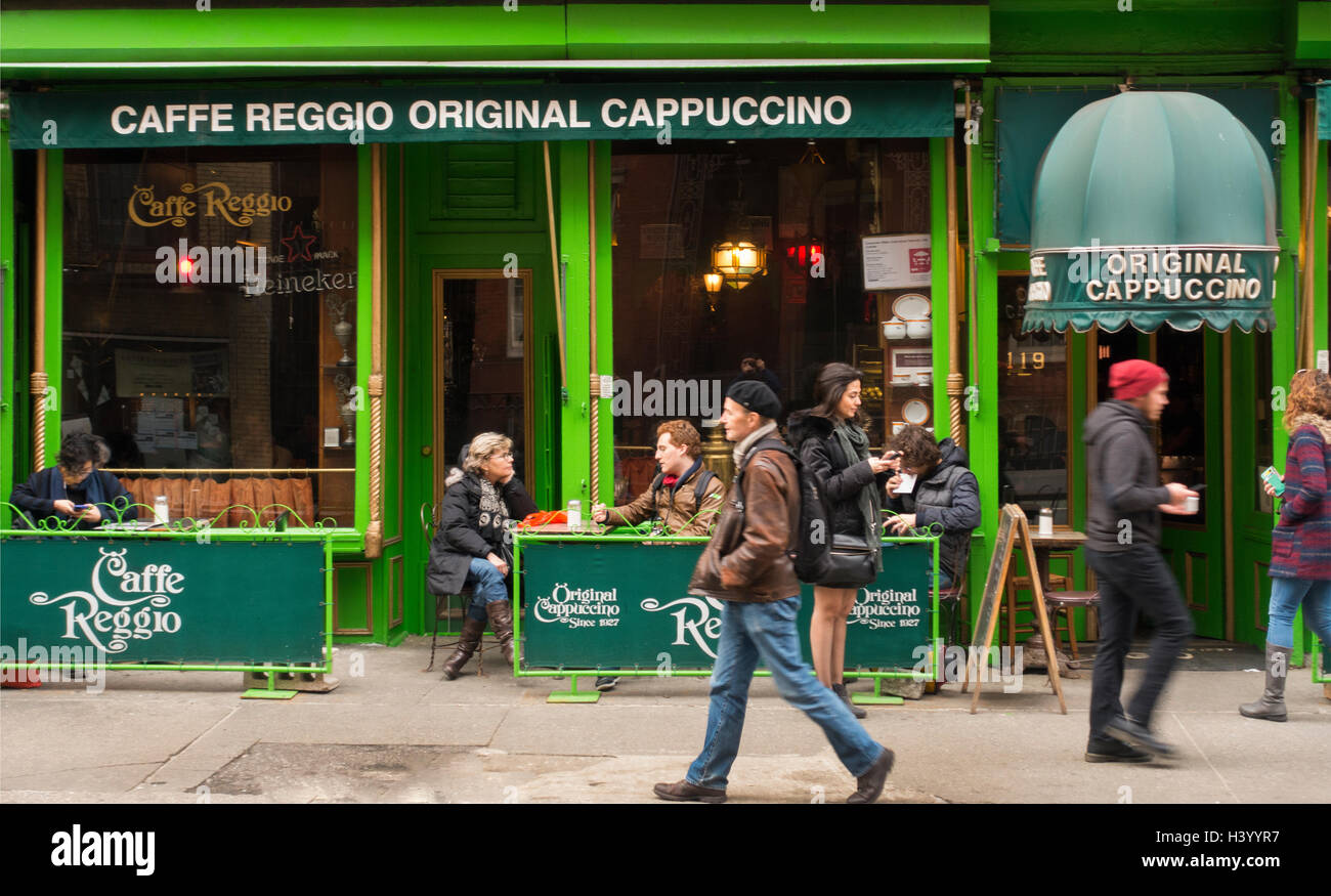 Caffe reggio Banque de photographies et d’images à haute résolution - Alamy