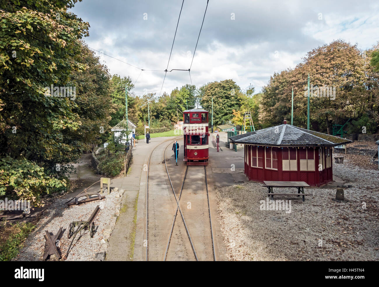 Tramway leeds Banque de photographies et d’images à haute résolution ...
