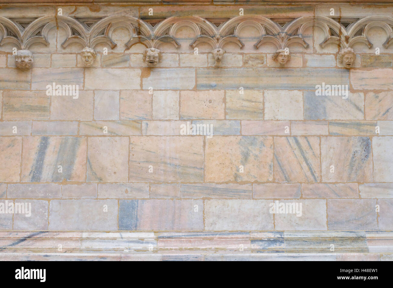 La cathédrale de Milan, mur extérieur, mur extérieur, Milan, muraille ...