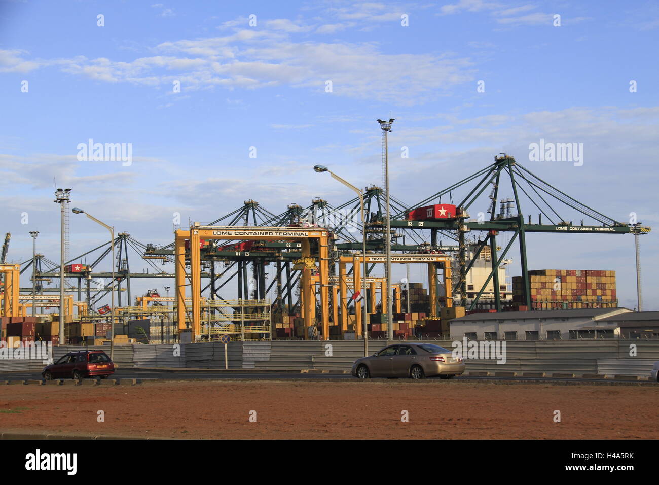 Terminal à conteneurs de lomé Banque de photographies et d’images à ...