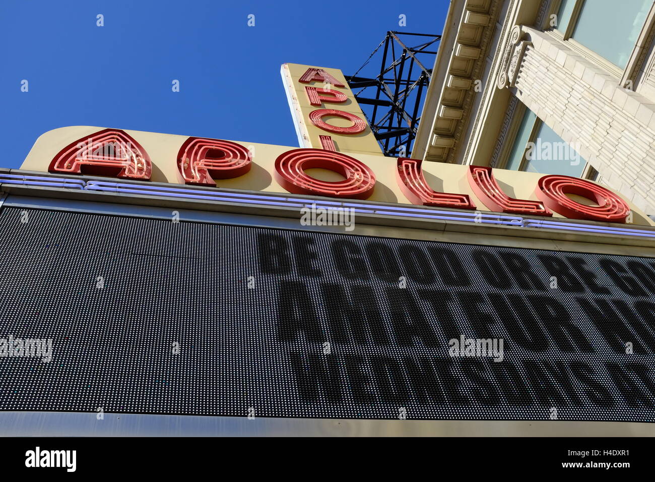 Apollo theater sign neon building Banque de photographies et d’images à ...