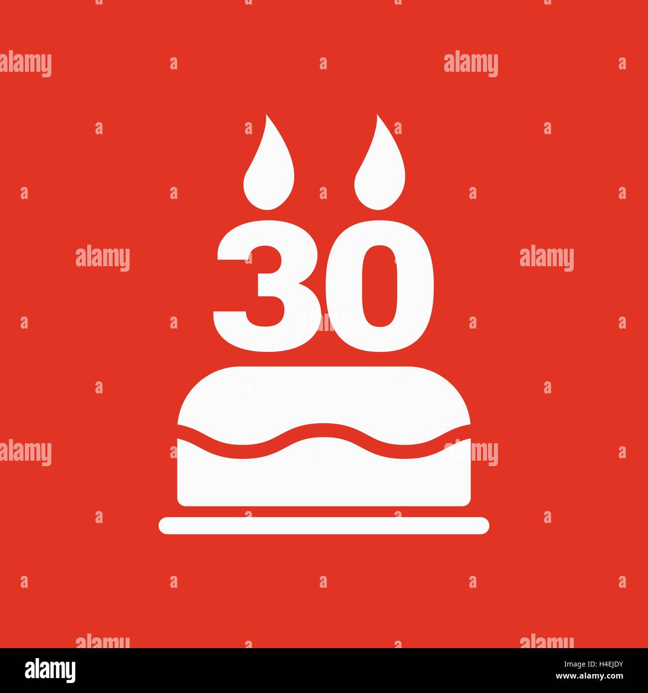 Le gâteau d'anniversaire avec des bougies sous la forme de l'icône ...