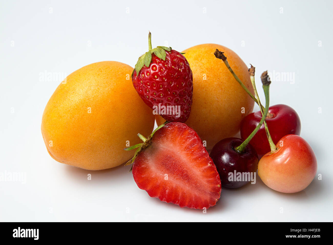 Fruits against white background Banque de photographies et d’images à ...