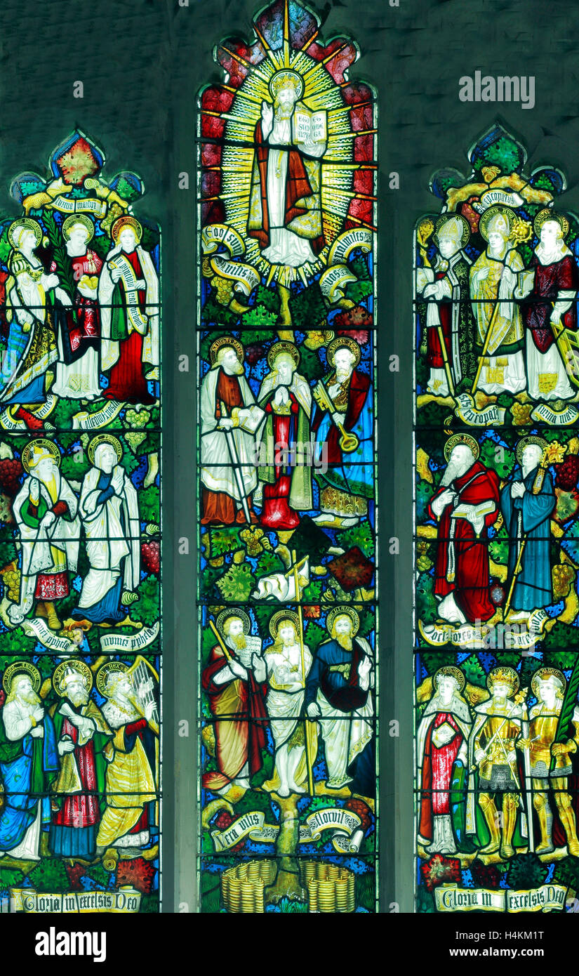 Stained glass window by charles kempe Banque de photographies et d ...