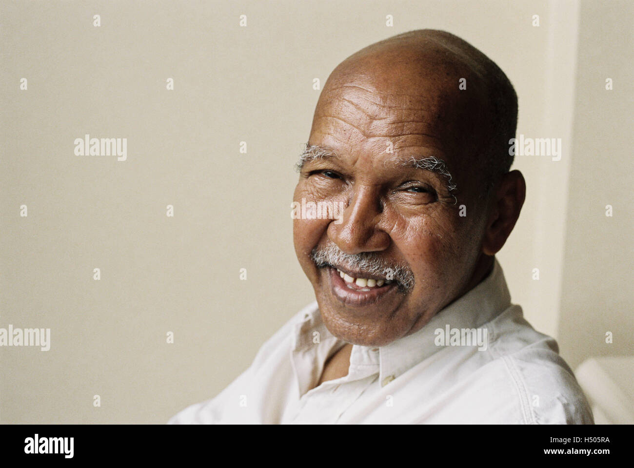 Nuruddin farah Banque de photographies et d’images à haute résolution ...
