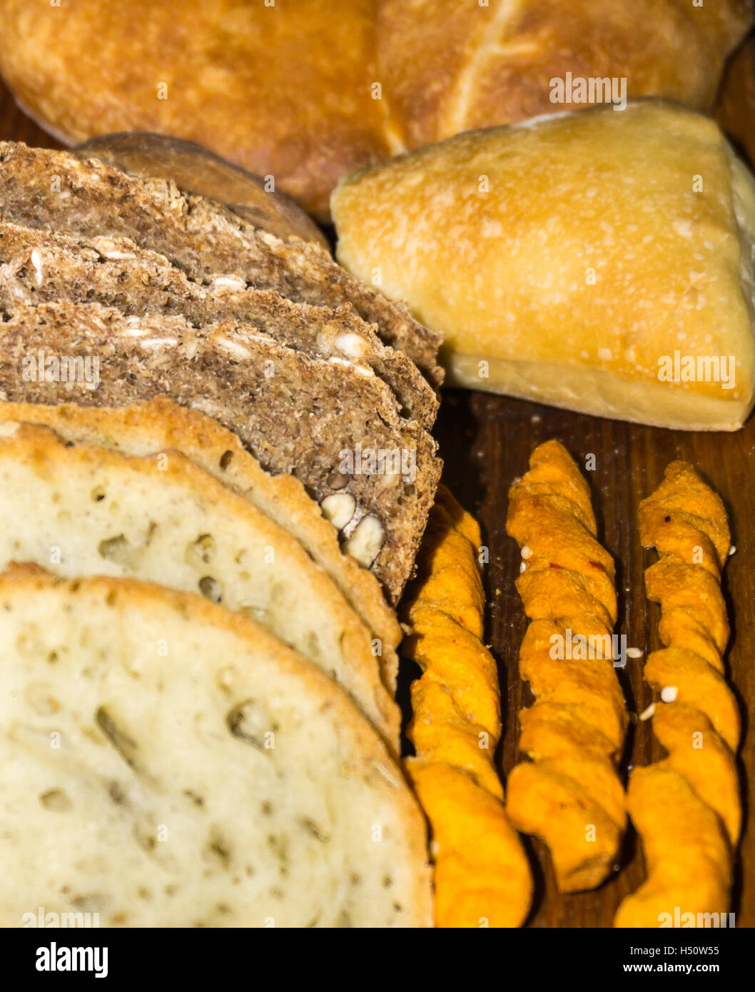 Sortes de pain Banque de photographies et d’images à haute résolution ...