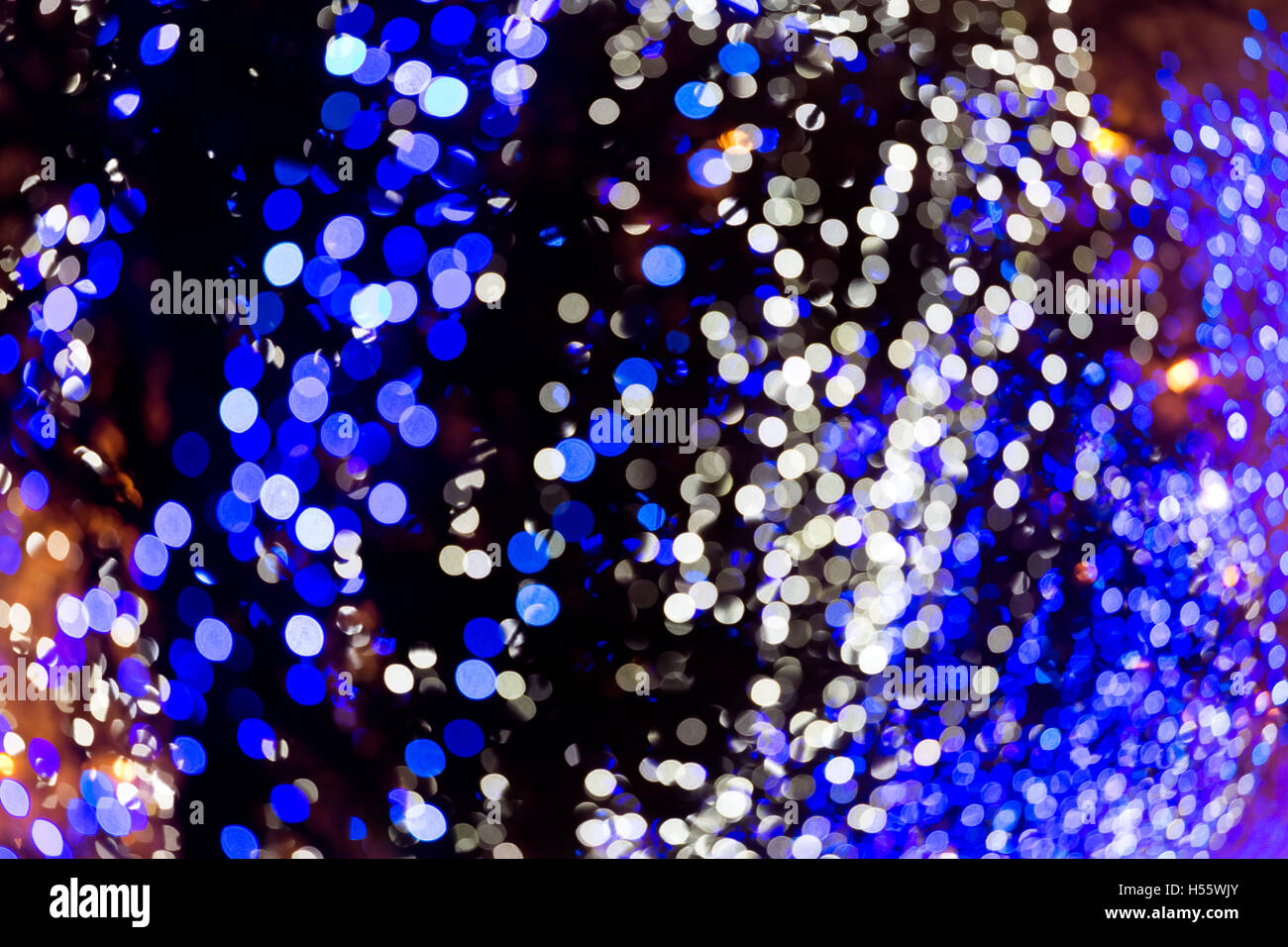 Night christmas tree illuminated street Banque de photographies et d ...