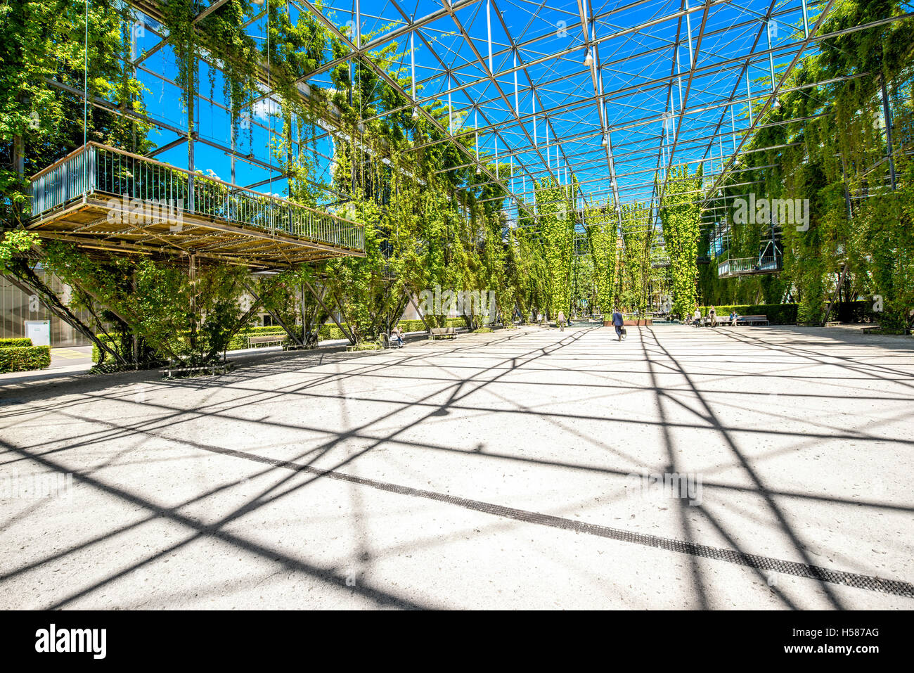 Mfo construction Banque de photographies et d’images à haute résolution ...