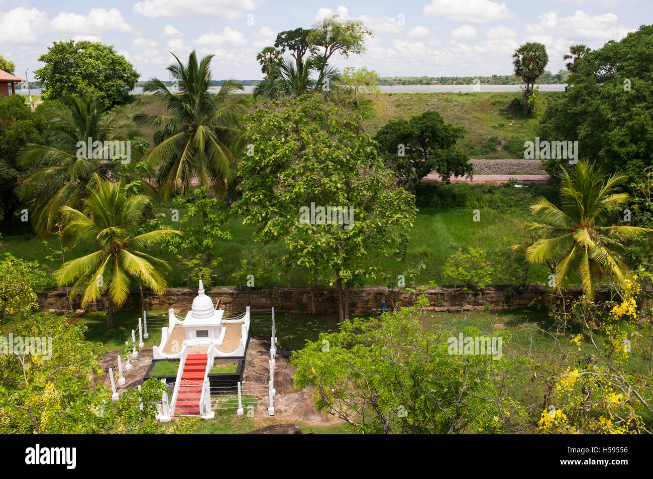 Isurumunjya Isurumuni, temple Maha Vihara, Anuradhapura, Sri Lanka ...