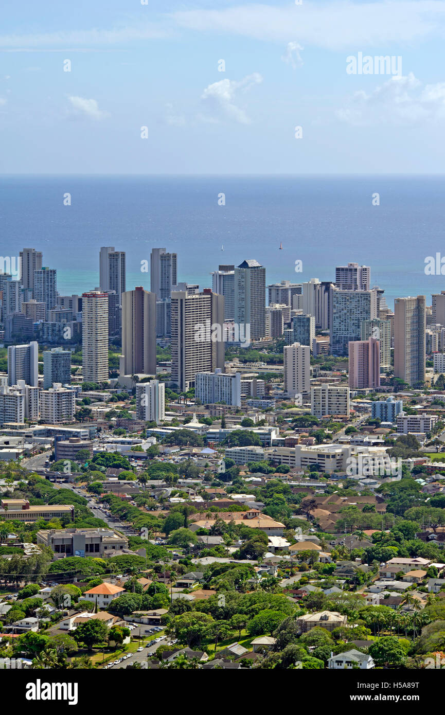 Paysage urbain de honolulu Banque de photographies et d’images à haute ...