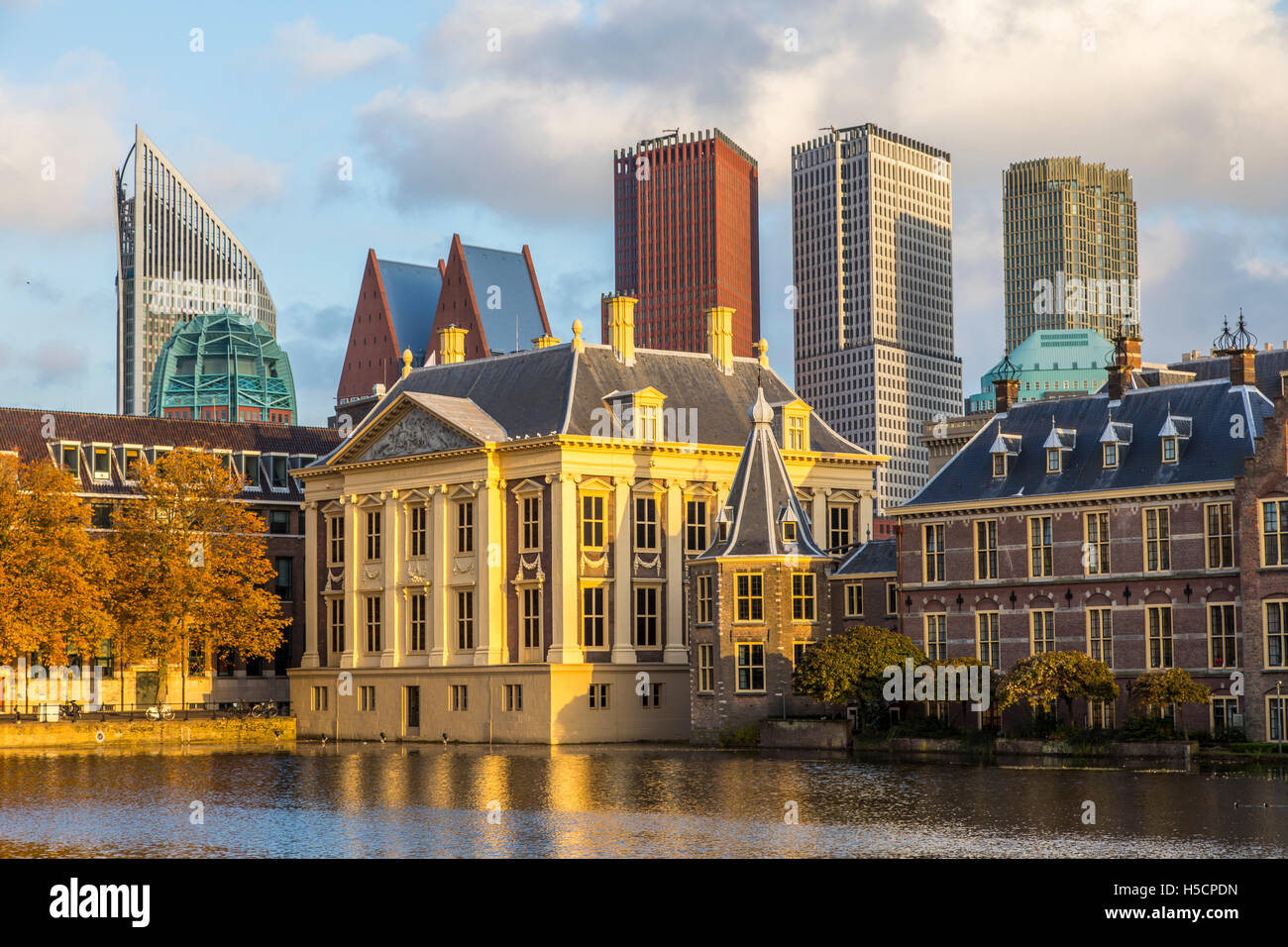 La Haye, capitale des Pays-Bas, musée Mauritshuis, royal photo galerie ...