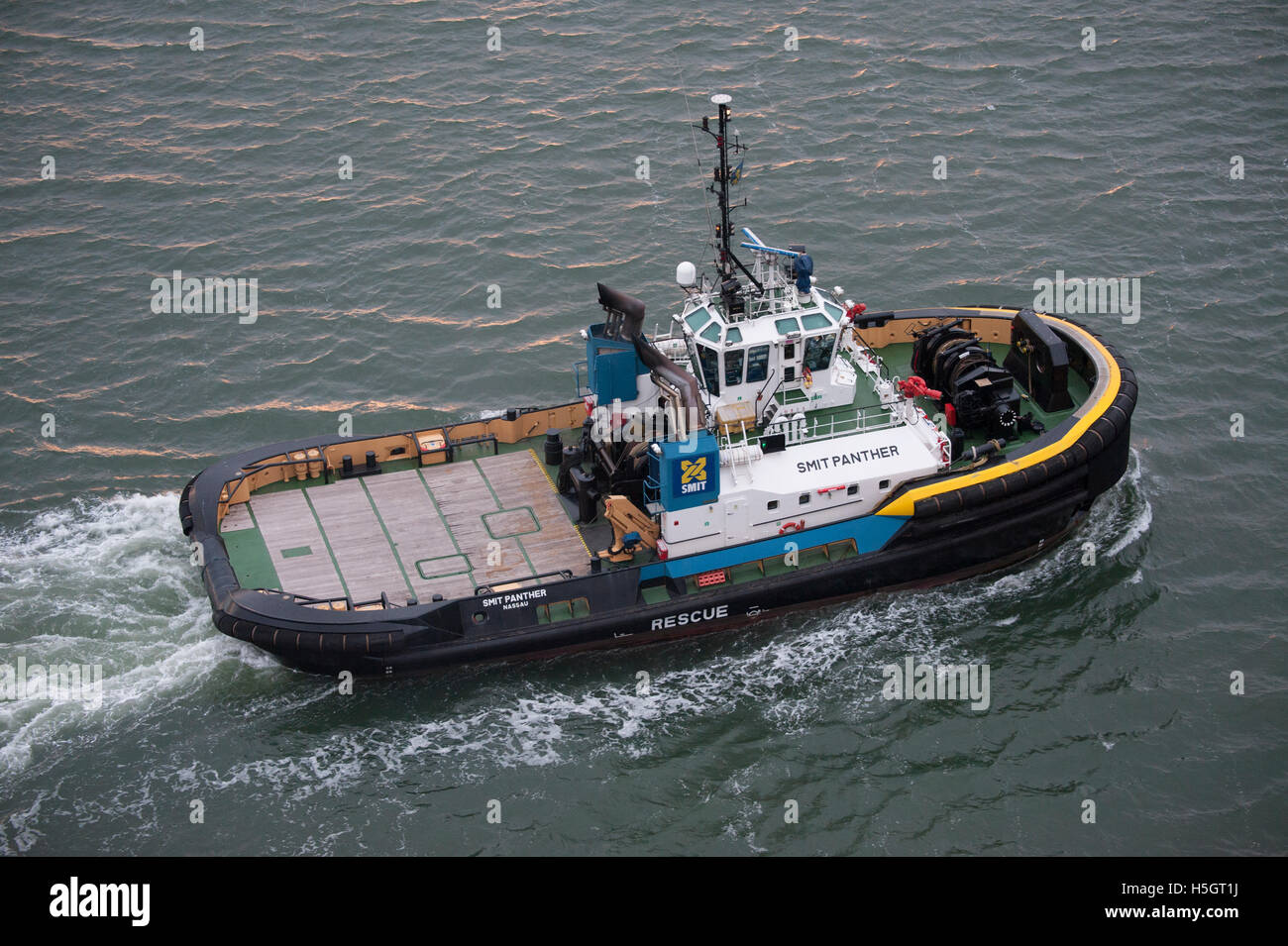 Remorquage remorqueur Banque de photographies et d’images à haute ...