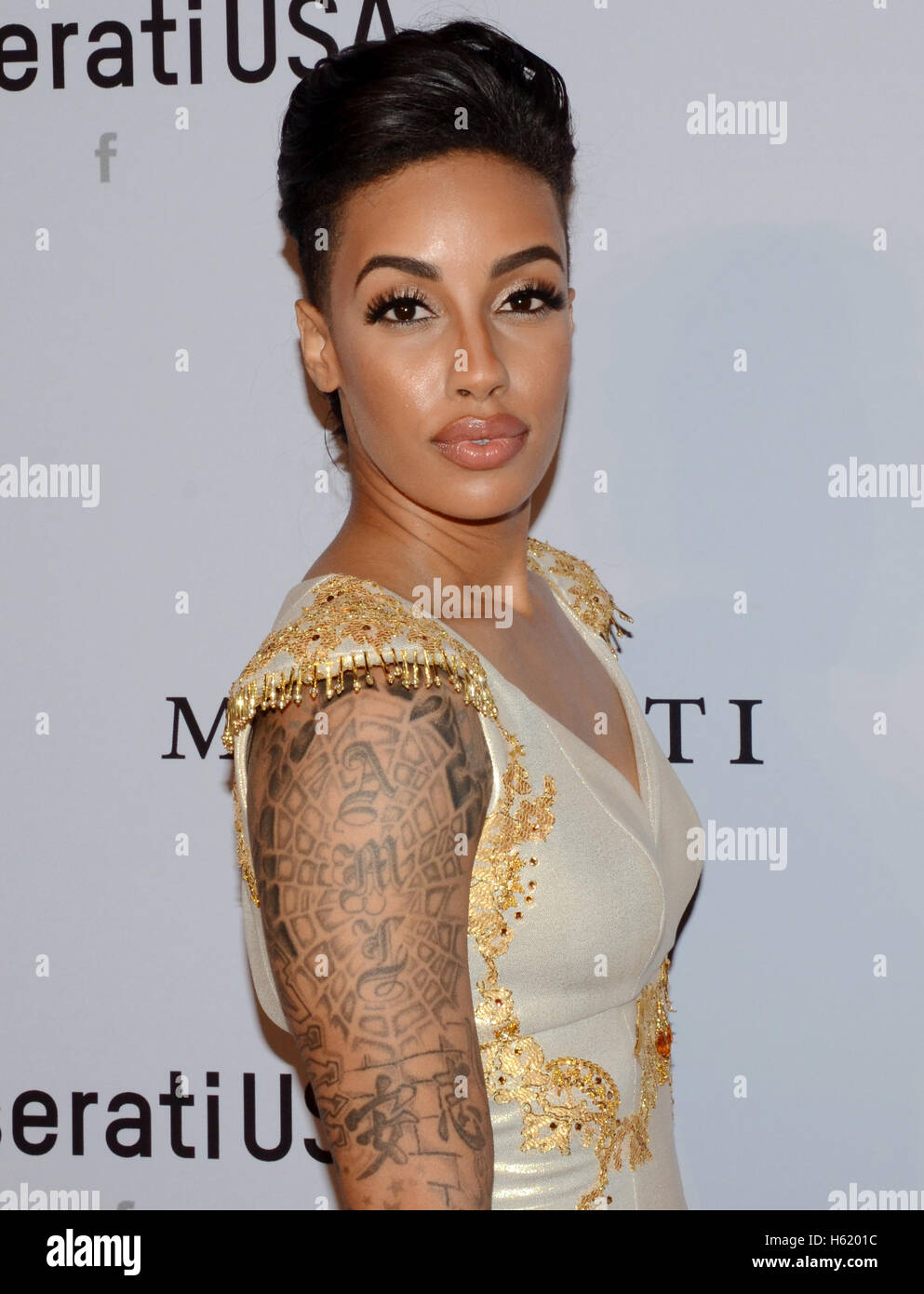 AzMarie Livingston arrive à l'Oscar Salute hébergé par Kevin Hart ...