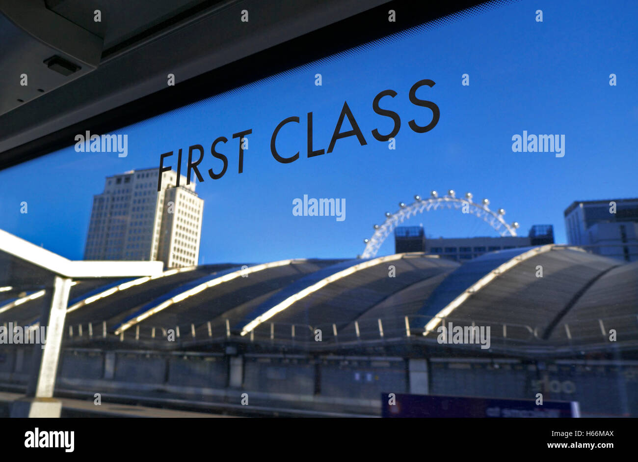Billet de train en premiere classe Banque de photographies et d’images ...